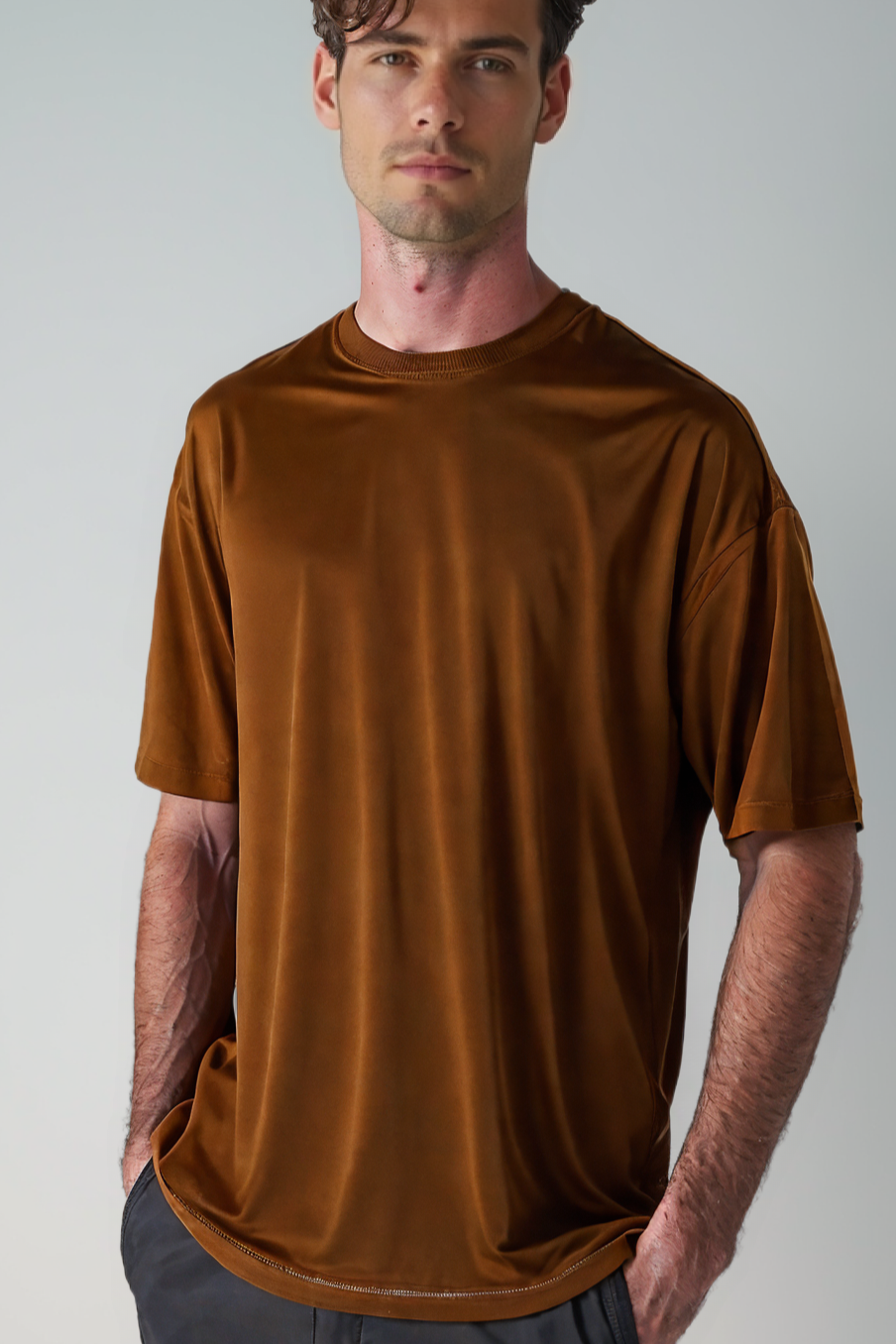 Camiseta Pima Interlock Marrom – SHAUER